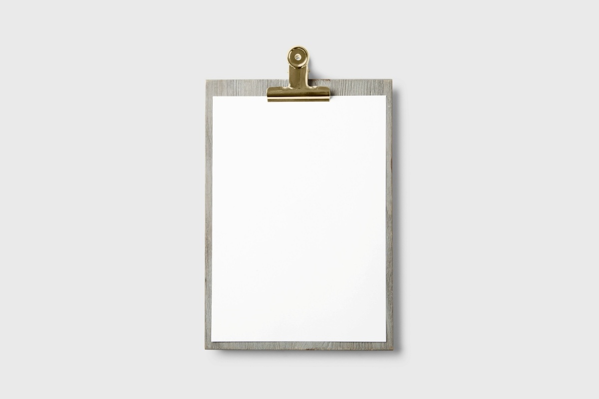 Creating Winning Silent Auction Item Descriptions: A Complete Guide